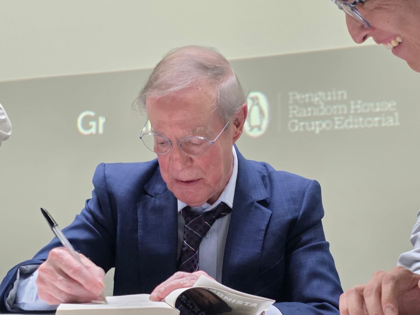 El ídolo de los ídolos: José Ramón Fernández – Agencia JRF